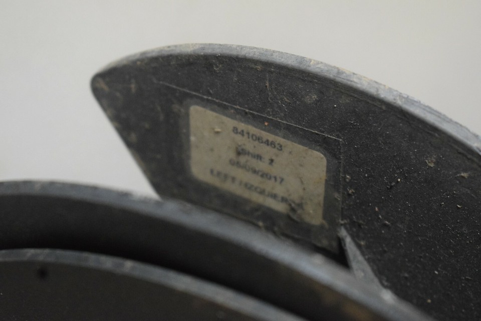 2015-2018 CHEVROLET SILVERADO 1500 LEFT SIDE STEP PAD FACTORY OEM | eBay