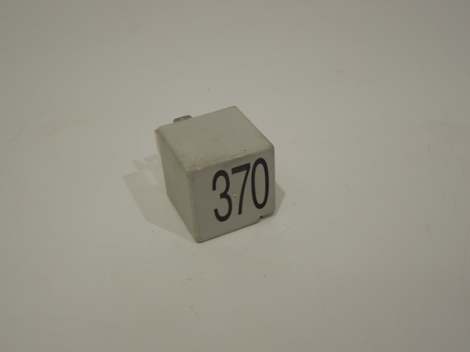 Audi V8 4C D1 Bitron Relief Relay 50A Number 370 8D0951253 | eBay