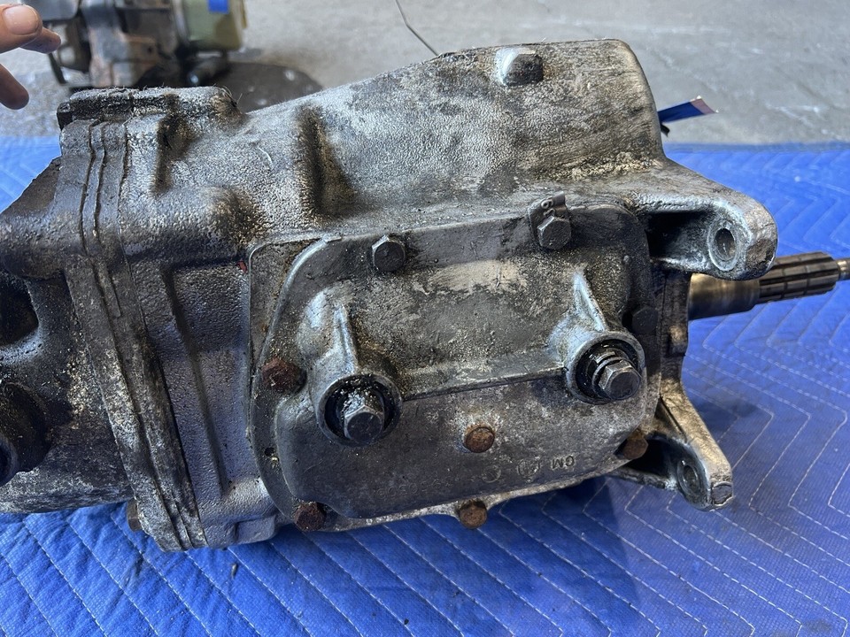 1969 Muncie 4 Speed M20 Manual Transmission Wide Ratio 10 Spline Camaro ...