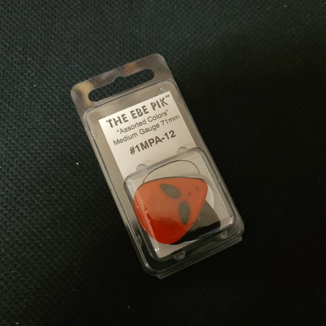 12 Pack "the EBE Pik" Alien Face Guitar Picks Assorted Colors Medium ...