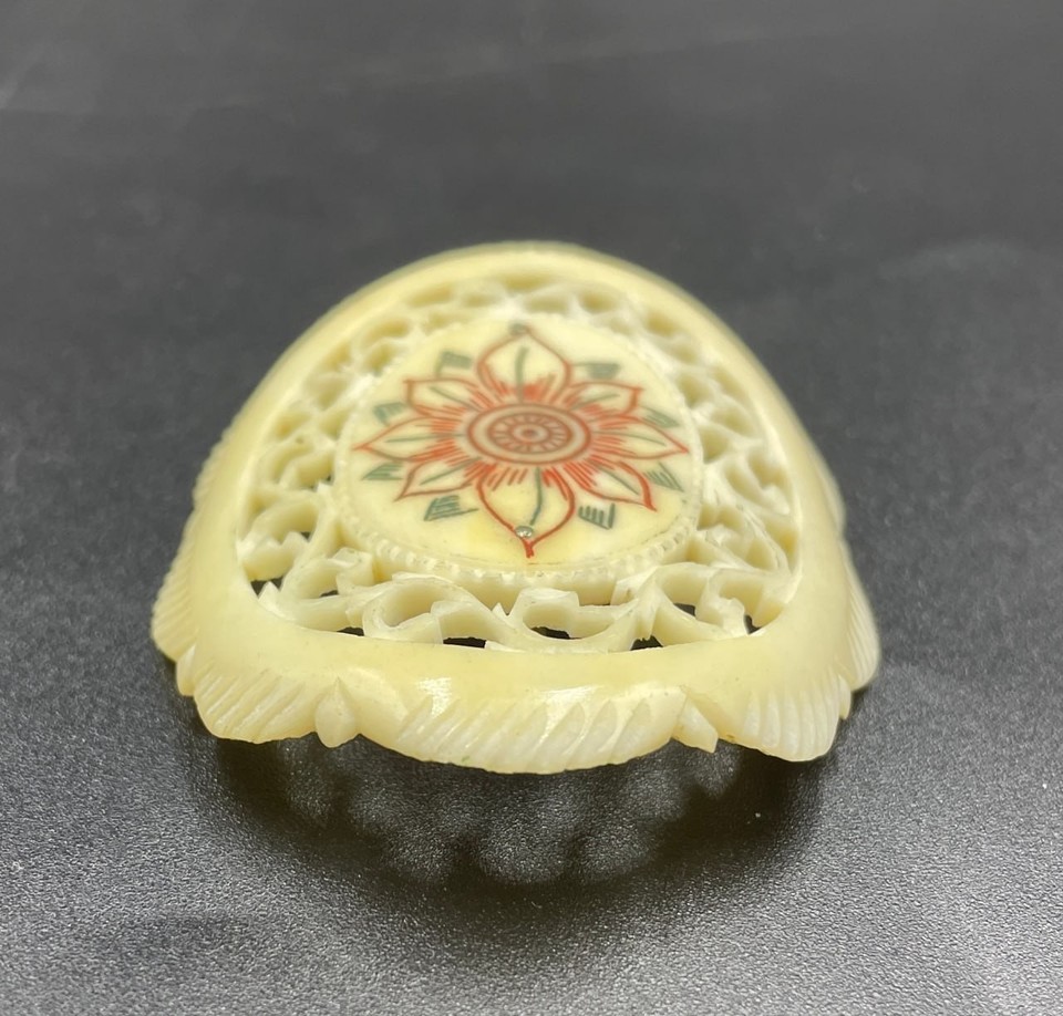 Vtg Chukchi Brooch, Hand-Carved Eskimo Pin, Inuit Jewelry, Floral ...