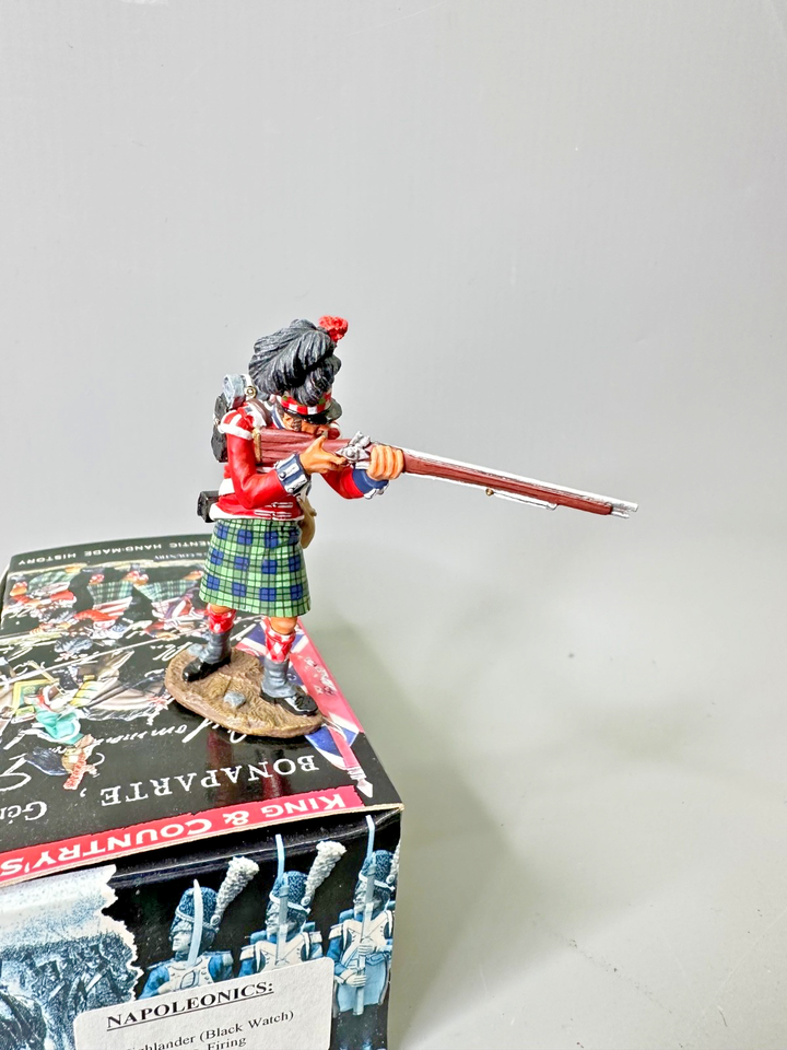 NAPOLEONIC na48 GORDON HIGHLANDERS black watch standing firing KING ...
