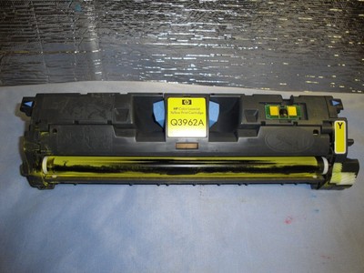 Used HP Genuine Q3962A Yellow Toner 2550 2820 2840 31+% remaining | eBay