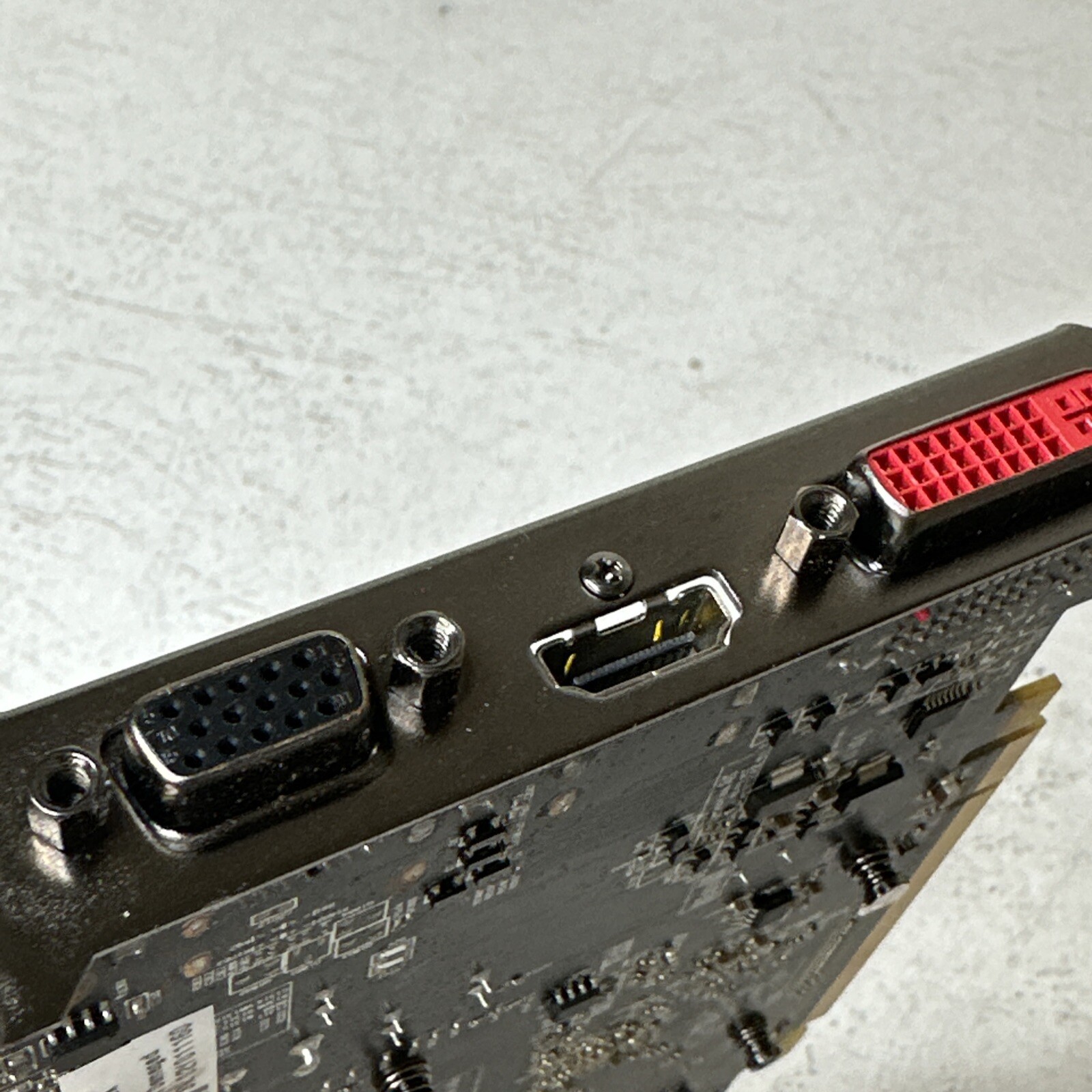 XFX AMD Radeon HD 6670 (HD-667X-ZHF3) 1GB DDR3 SDRAM PCI Express x16 ...