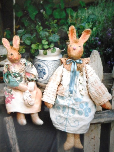 Country Primitive Folk Art Bunny Rabbit Paper Mache Felt Doll Toy ...