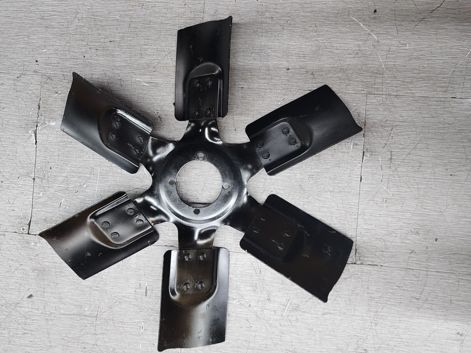International Navistar Fan Blade, 23 Inches, 6 Blades Part # 1614085C1 ...