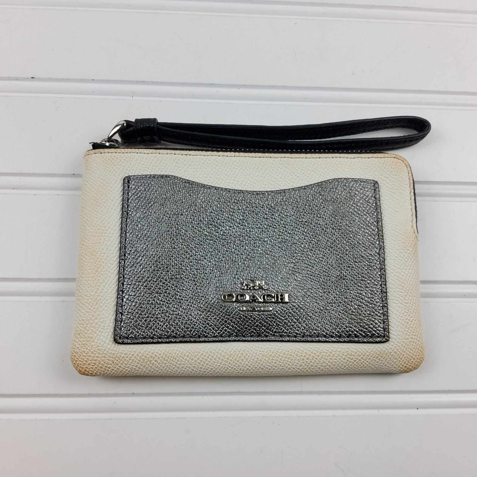 Coach Chalk & Silver Crossgrain Leather Corner Zip Wr… - Gem