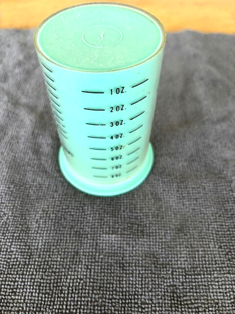 Vintage Unbranded WONDER CUP Slide Adjustable Wet Dry MEASURING Push ...