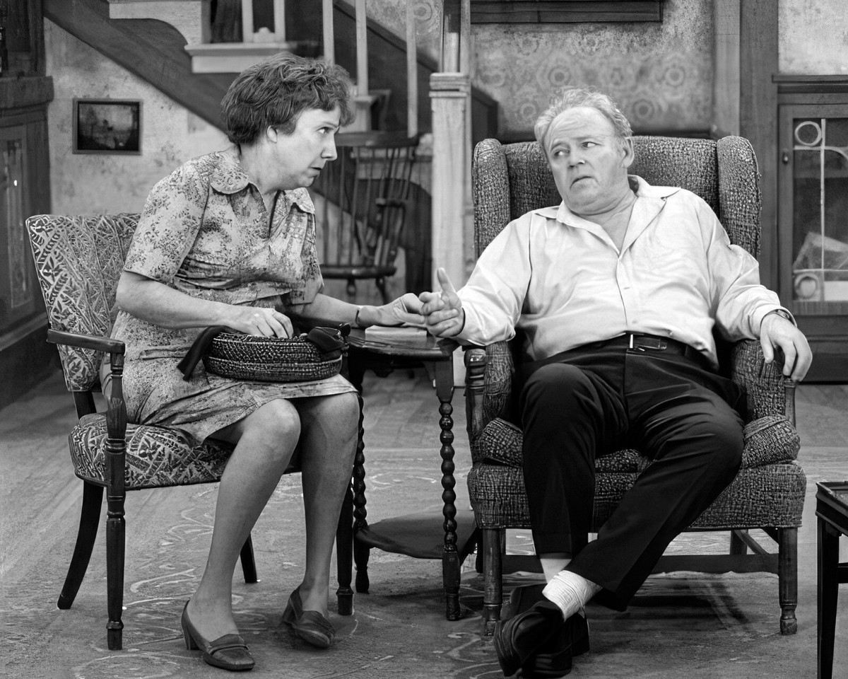 Edith Bunker Classic TV Episodes: All In The Family – Edith's