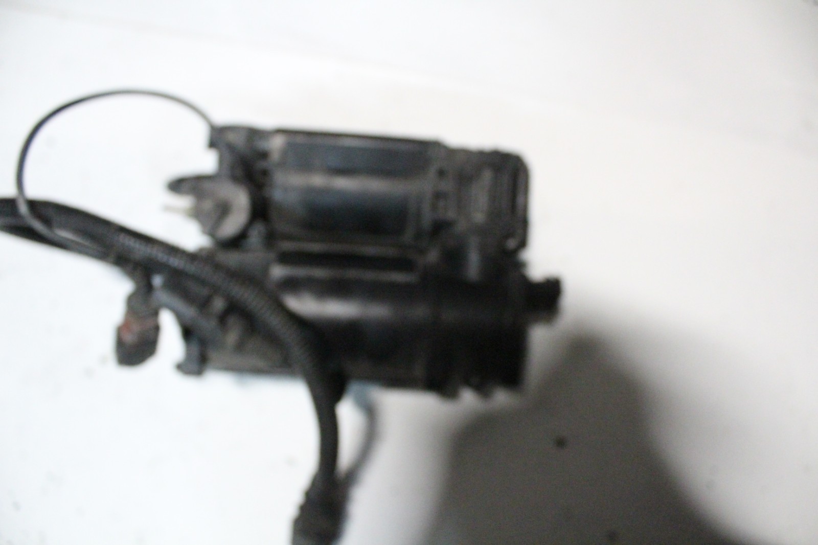 2005 AUDI A8L A8 L AIR SUSPENSION COMPRESSOR PUMP M4885 | eBay