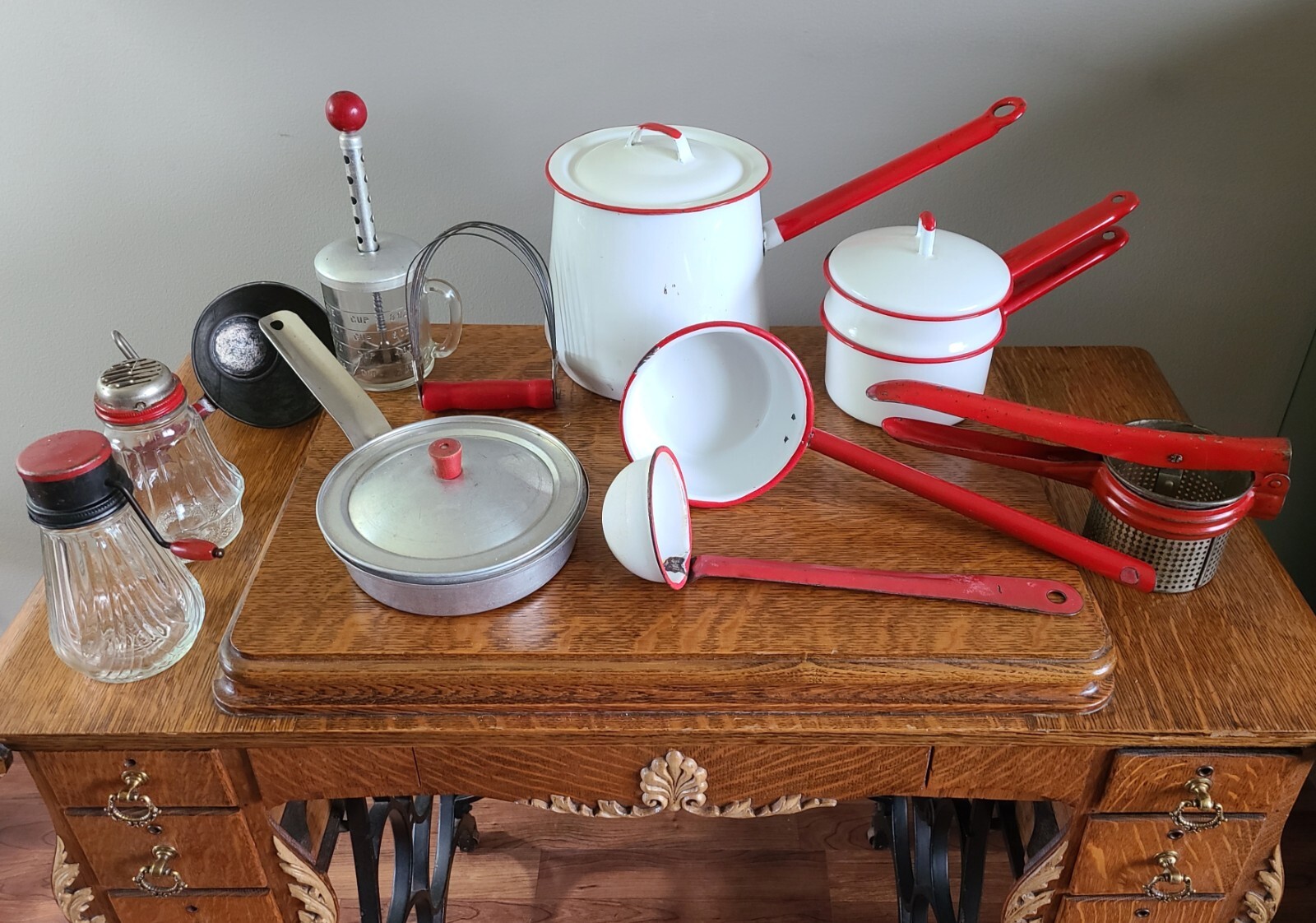 Vintage Misc Kitchenware with Red Trim Lot of 11 Kitchen Tools | eBay