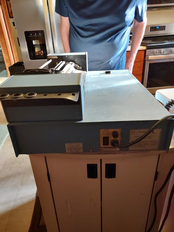 Gerber Graphix Signmaker Plotter/Cutter Machine SMIVB/GX4B Sold as ...