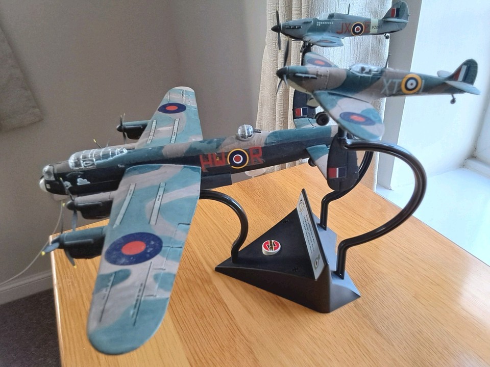 Airfix 1/72 Plastic Battle of Britain Flight Made and Painted Model Kit ...