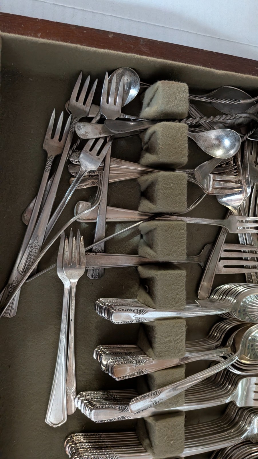 Wm Rodgers MFG Co. Vintage Silverware Set - 67 pieces plus extra | eBay