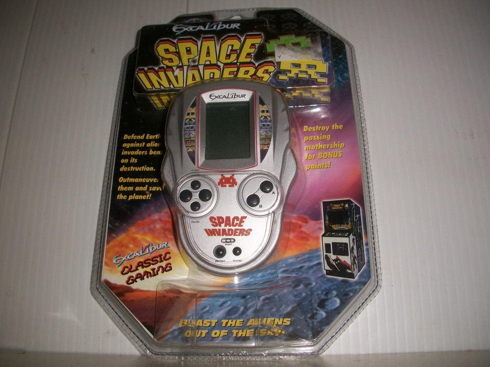 VINTAGE HANDHELD GAME EXCALIBUR SPACE INVADERS 1978 COLLECTIBLE ARCADE ...