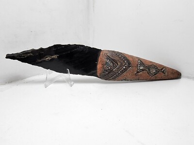 Pacific Islands & Oceania - Dagger Papua New Guinea - Vatican