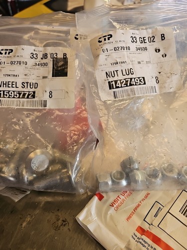 Caterpillar Wheel Stud 1595772 for sale online | eBay