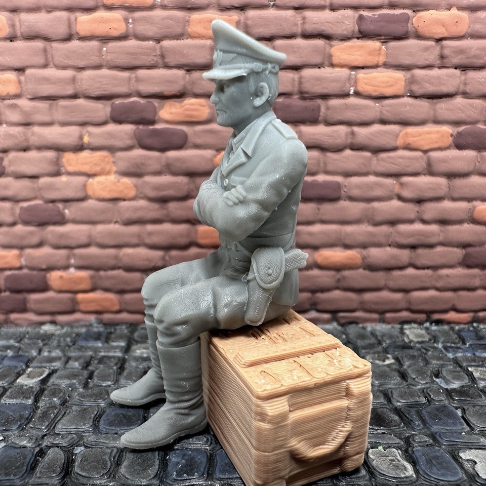 World War 2 German Officer Sitting Toy Soldier Military Resin 1/32 WW2 ...