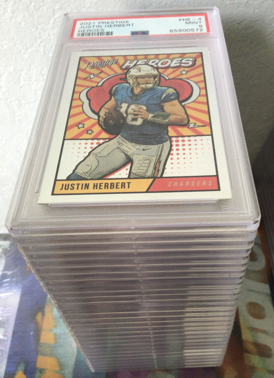 NFL FOOTBALL Mystery Pack - 1 Graded PSA Slab Guaranteed (Read ...