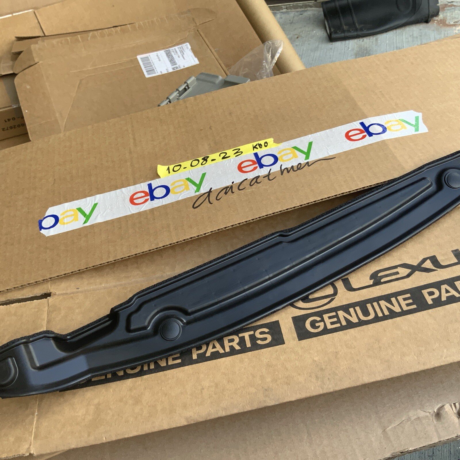 2014-2018 KIA Forte5 Left Front Fender To Rear Insulator Seal ...