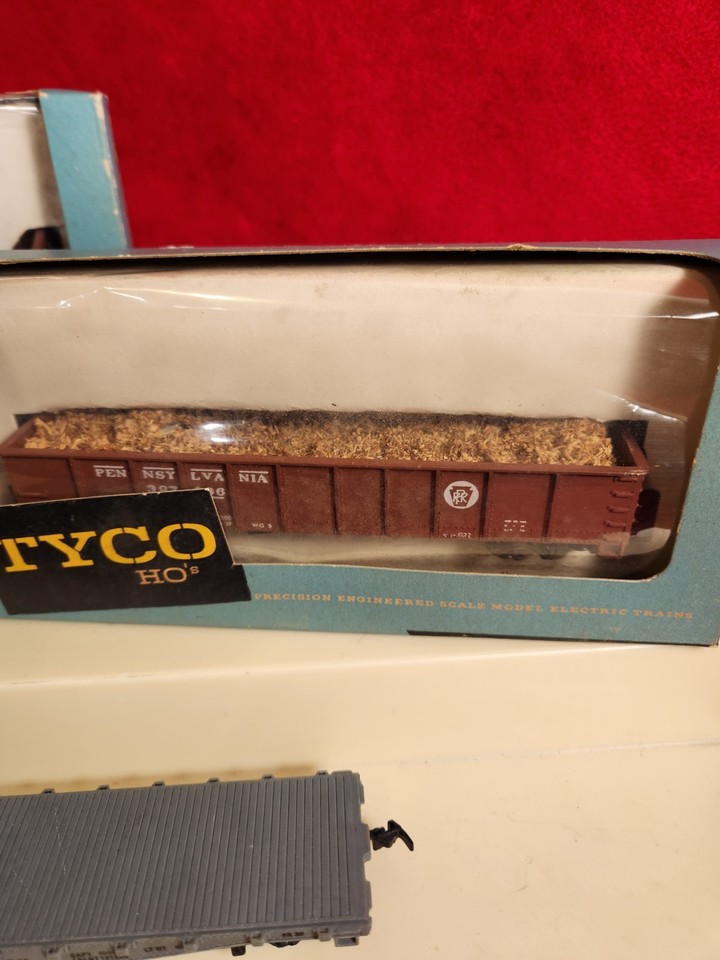 TYCO 2 BLUE BOXES Pennsylvania Gondola & Navy Flat | eBay