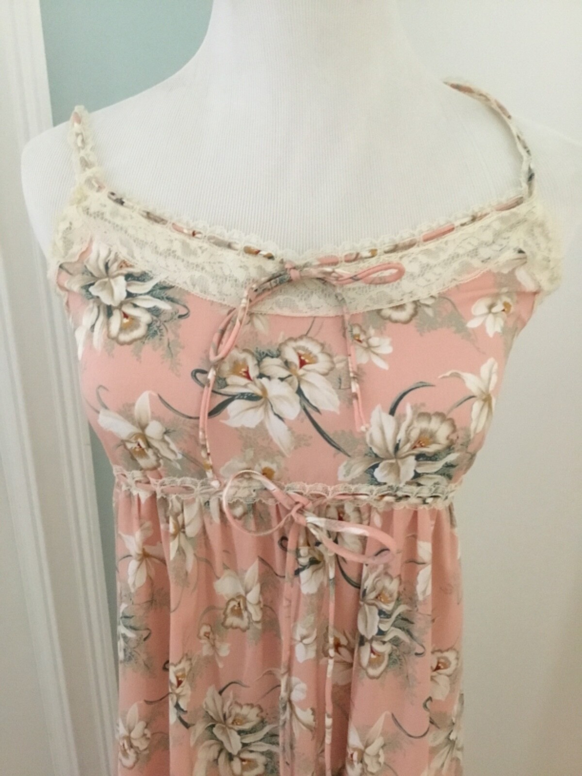 Vintage Christian Dior Robe Set Floral pink peach lil… - Gem