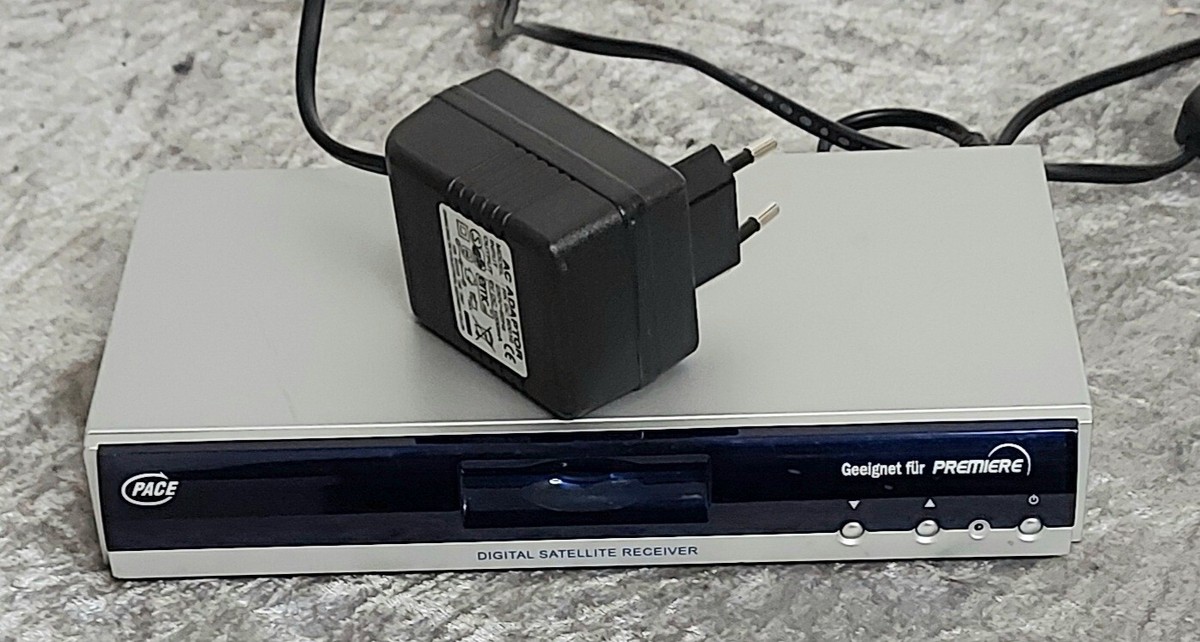 Digital Satellite Receiver