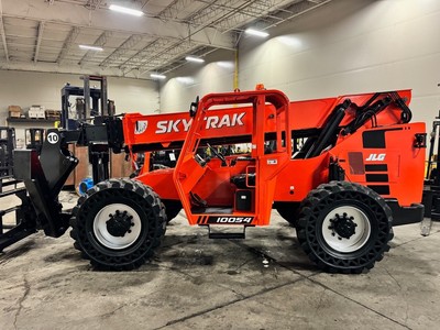 Forklifts - Skytrak Forklift