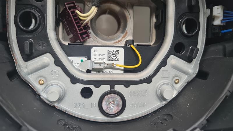 2018 MERCEDES a Class AMG Line Premium A0004608402 Leather Steering ...