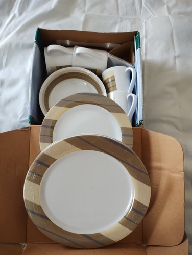 Quest New Milano Melamine 16 Piece Dinning Set Camping Caravan ...