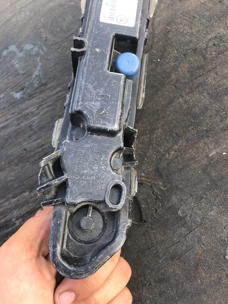 2010-2013 Mercedes-Benz S-Class Right Fog Light OEM! A2218201856 | eBay