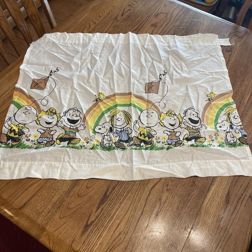 Vintage Charlie Brown Snoopy Rennie Curtain 1966 Charlie Brown Peanuts ...