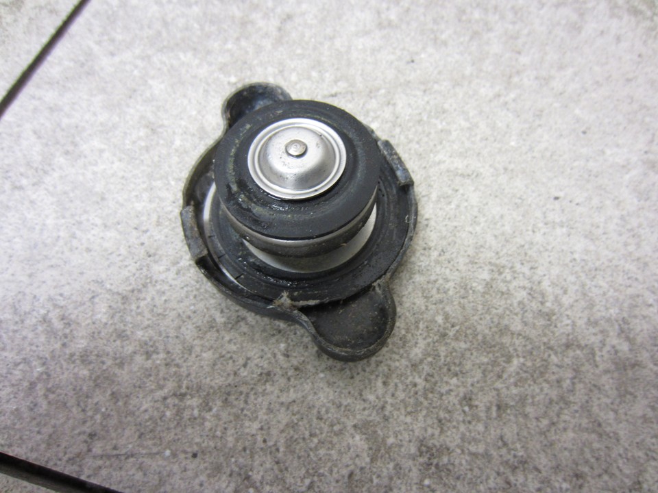 03-04 KAWASAKI NINJA ZX6R ZX636 636 OEM RADIATOR CAP 49085-1066 | eBay