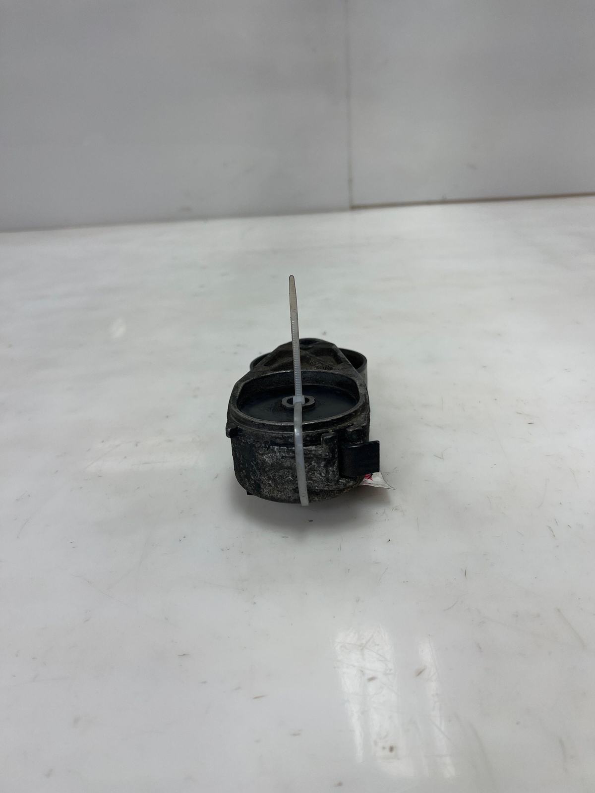 Nissan 4.0L Accessory Belt Tensioner Xterra Pathfinder Frontier OEM ...