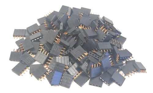 Lot of 144 Samtec Inc. SSQ-104-01-T-S 4 Position Receptacle Connectors ...