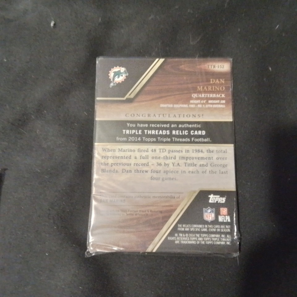 DAN MARINO TOPPS TRIPLE THREAD RELIC 3 COLOR 14/36 NRMT TO MT | eBay