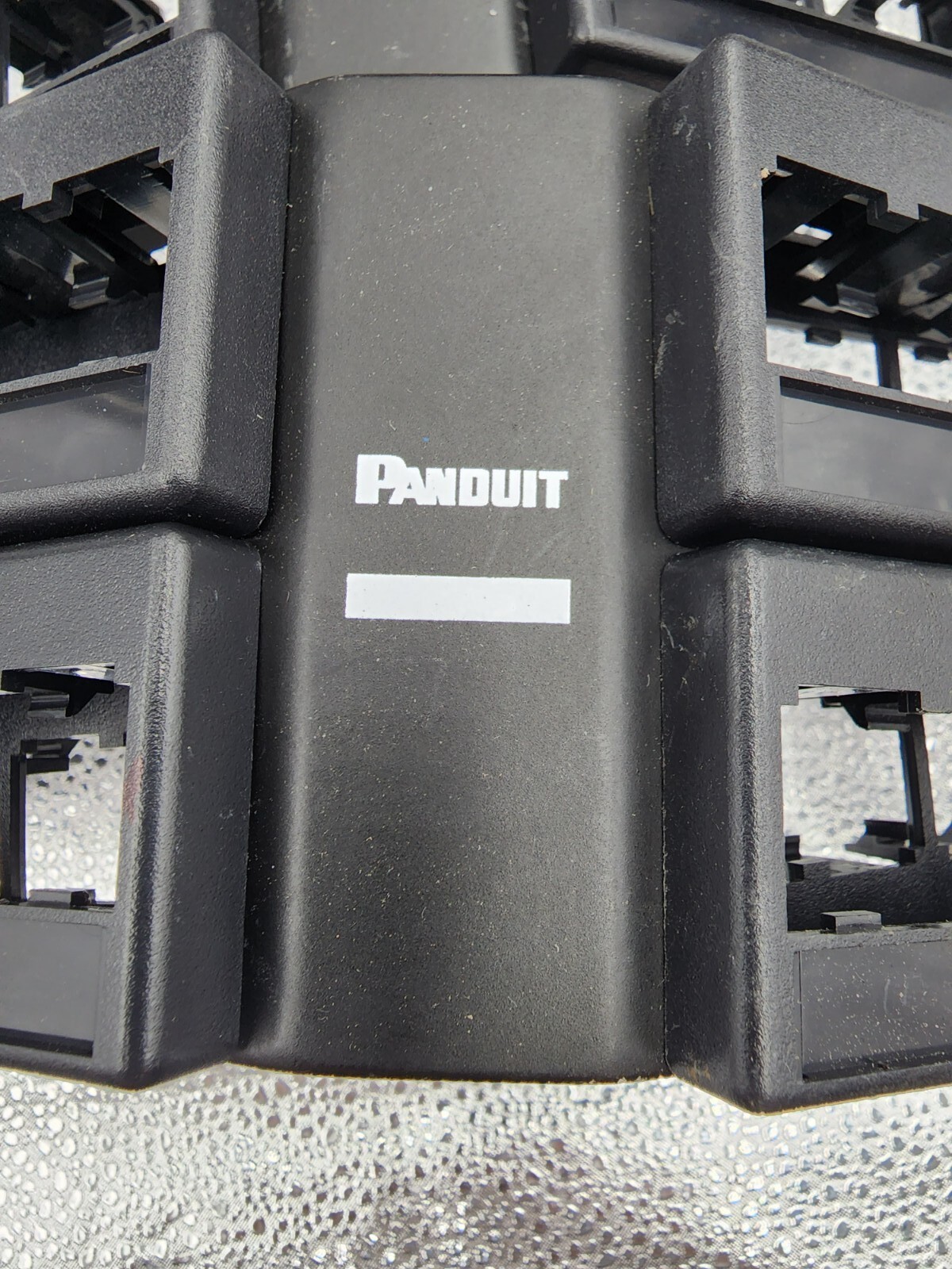 PANDUIT CPPLA48WBLY Angled Patch Panel 48 port Black | eBay