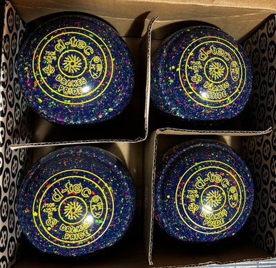DRAKES PRIDE D Tec bowls size 2. WB34 deep channel grip. Used 4 times ...