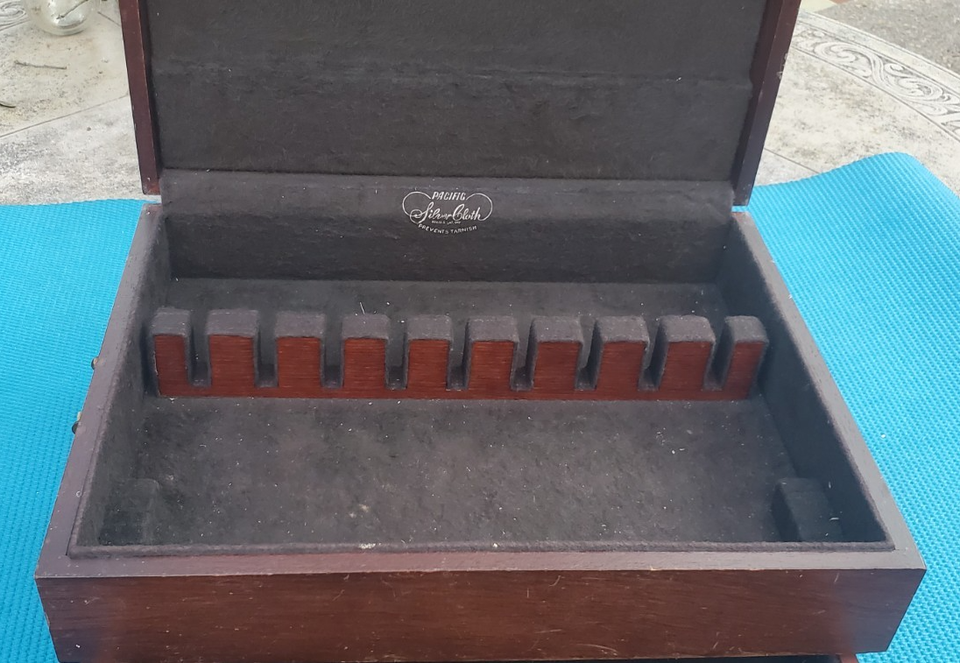 Pacific Silvercloth Walnut Tone Solid Silverware Flatware Chest Box w ...