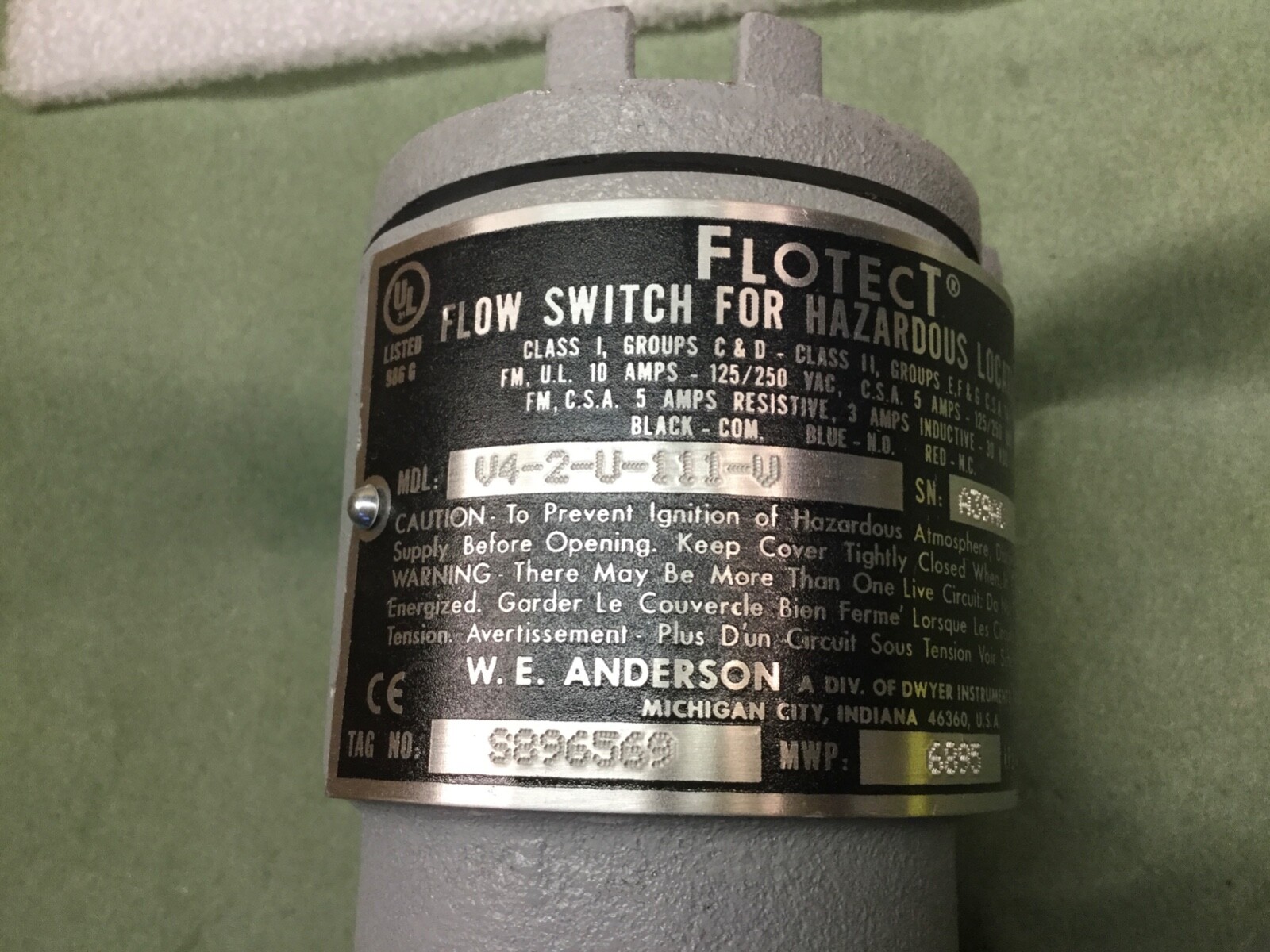 DWYER V4-2-U-111-V FLOTECT 3/4" HAZARDOUS LOCATION FLOW SWITCH NEW NO ...