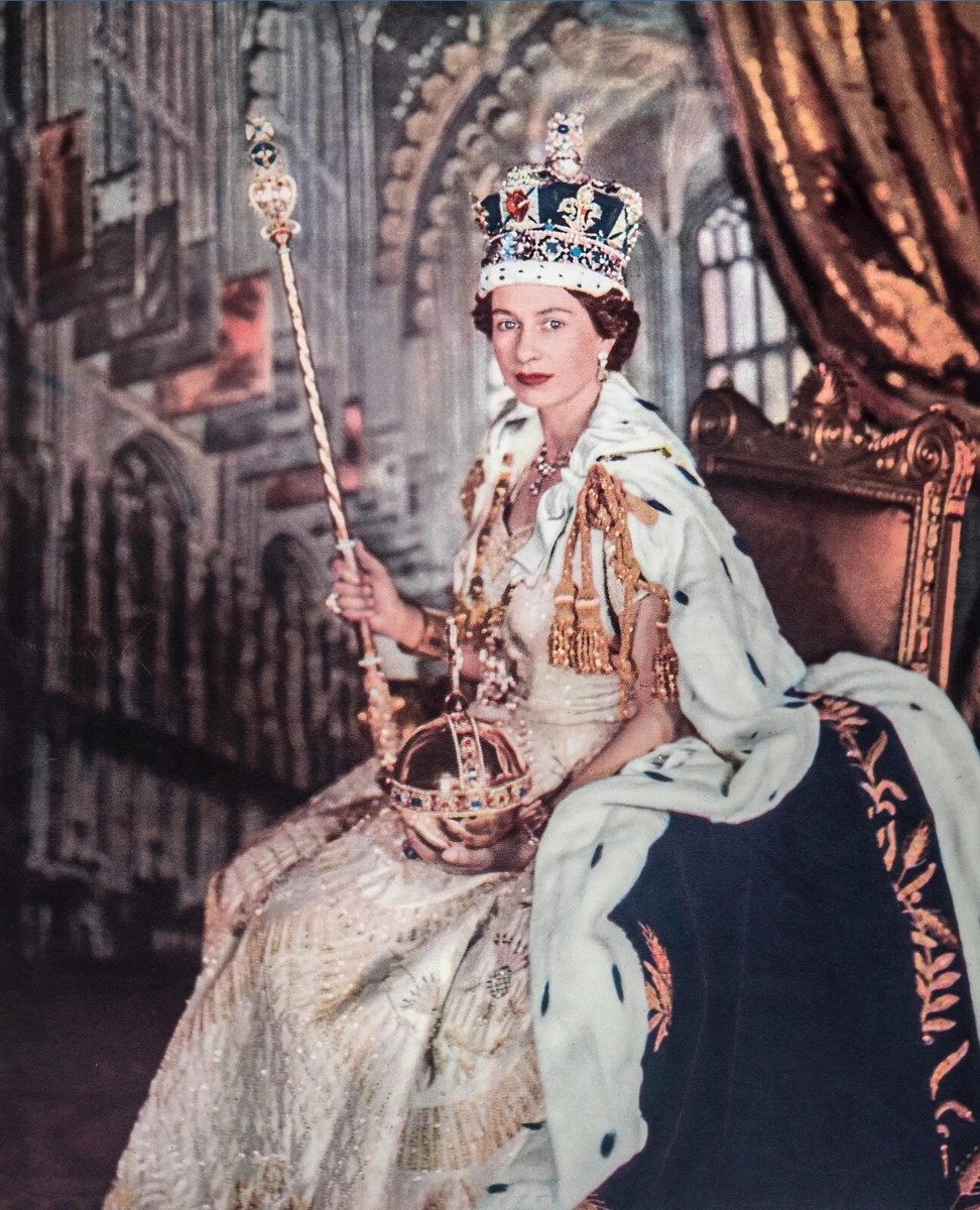 Queen Elizabeth Coronation Crown The Crown: Season 6 Part 1 Official