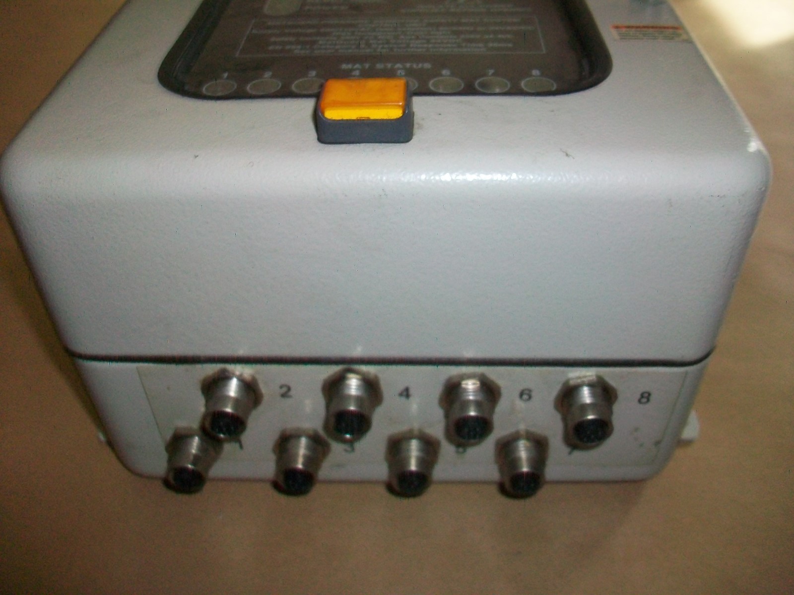 Allen Bradley MatGuard Safety Mat Controller 440F-MGCSM1 NEEDS REPAIR ...