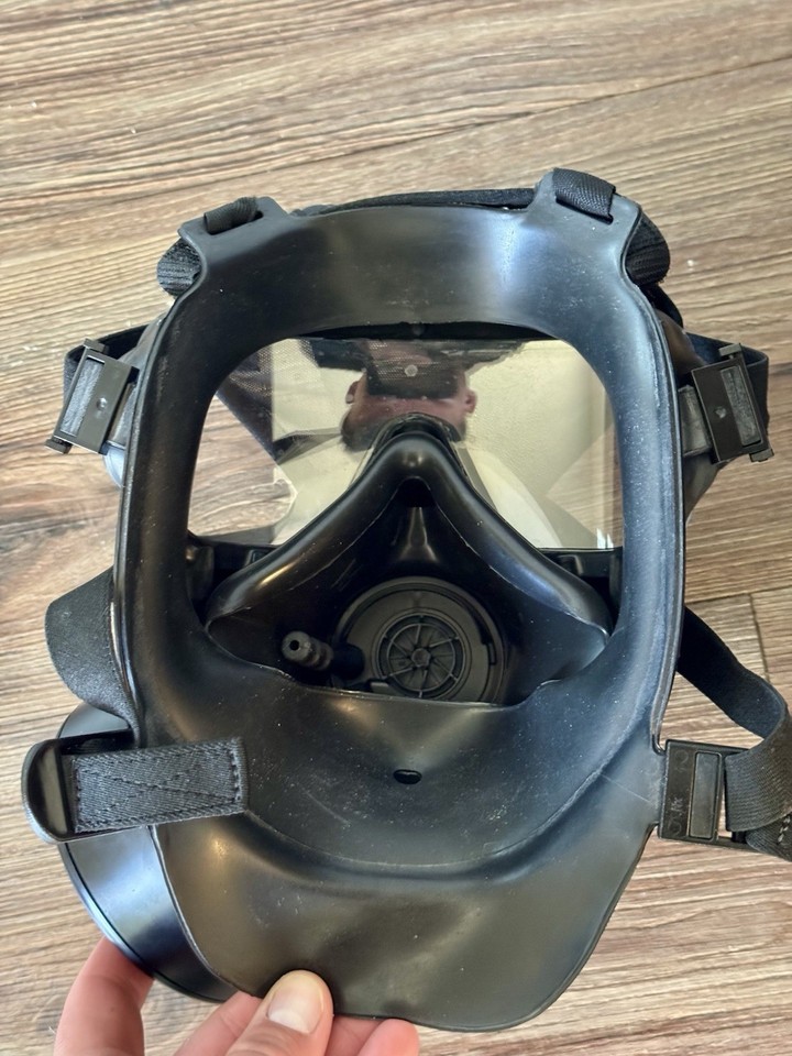 Avon C50 Gas Mask Size M w/ Clear Outsert | eBay