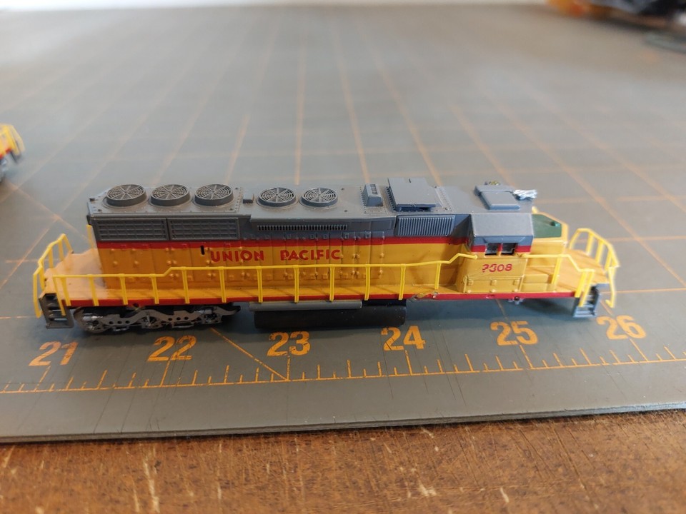 N Scale Locomotive Parts Lot Damaged or Not Working for Repair Mixed ...