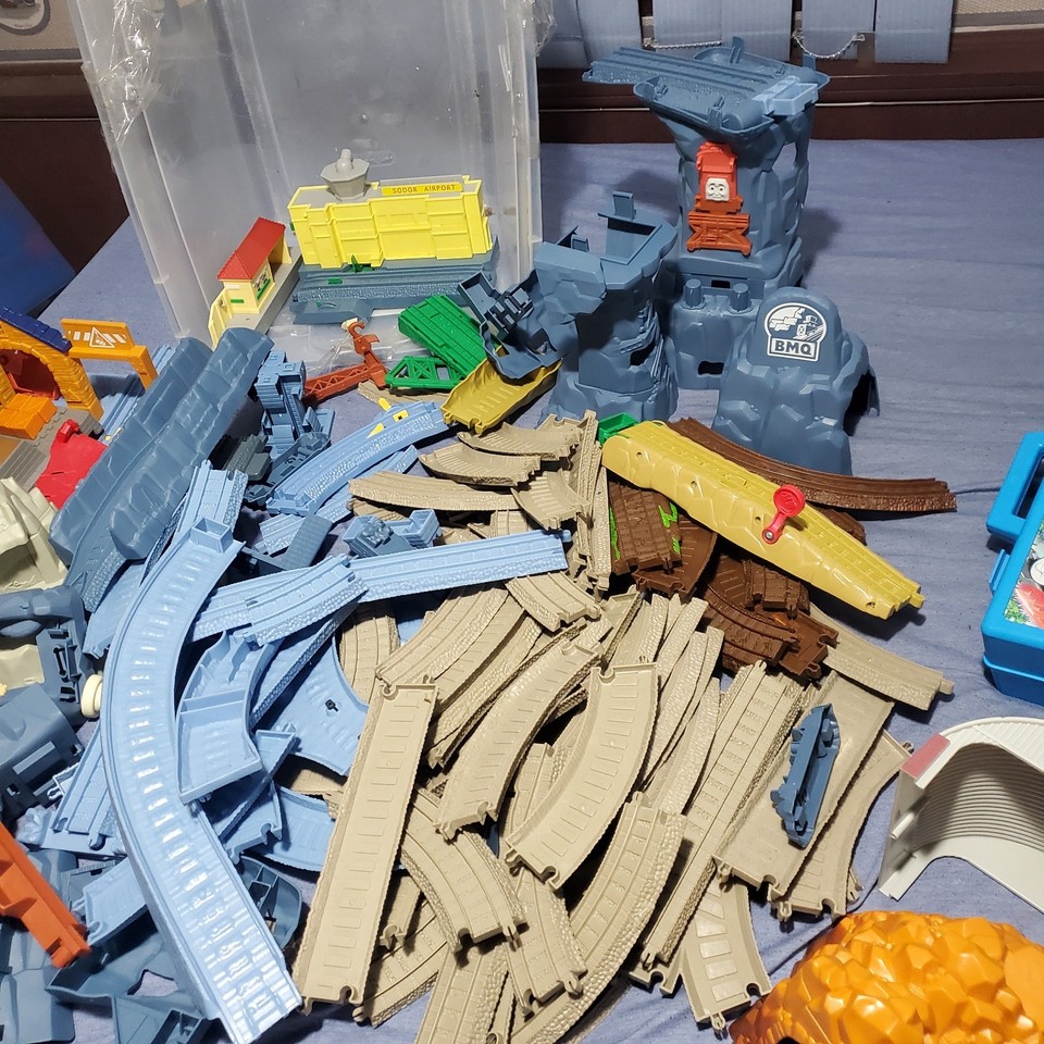 Thomas And Friends Trackmaster Sets Toy Lot And 1989 Briefcase Playset ...