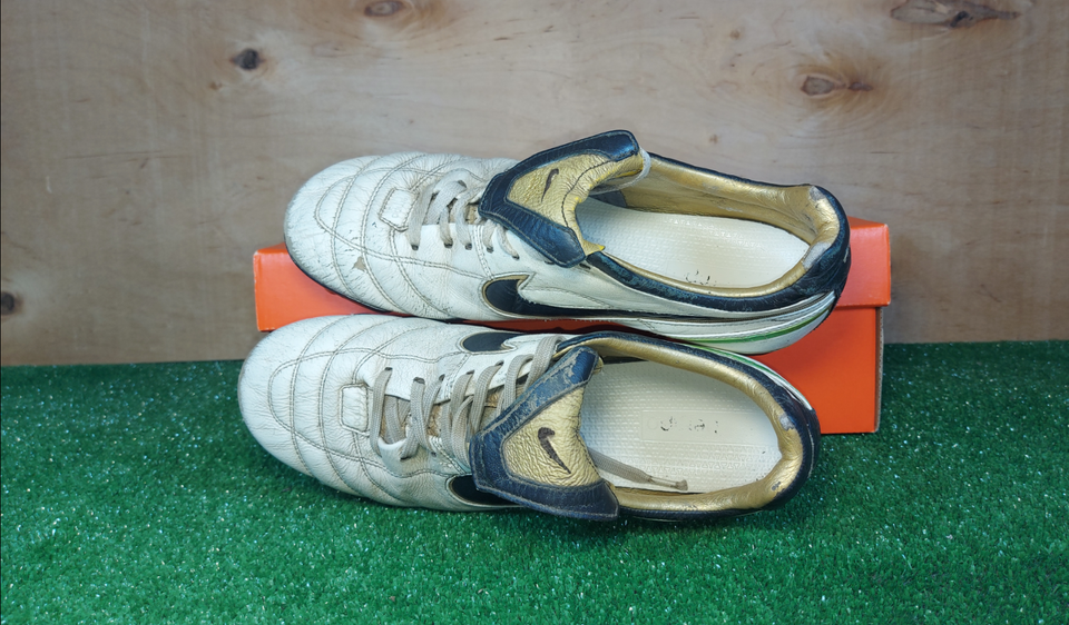 Nike Tempo Legend FG R10 boots Rare mens Football/Soccers | eBay