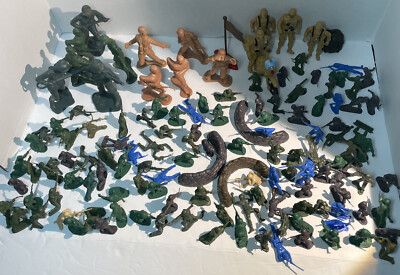 Big Lot of Vintage Army Men Toys Figures And Accessories Assorted Sizes ...