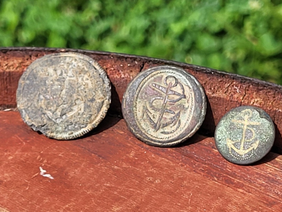 Revolutionary War Era Colonial Flat buttons War of 1812 Dug Charleston ...