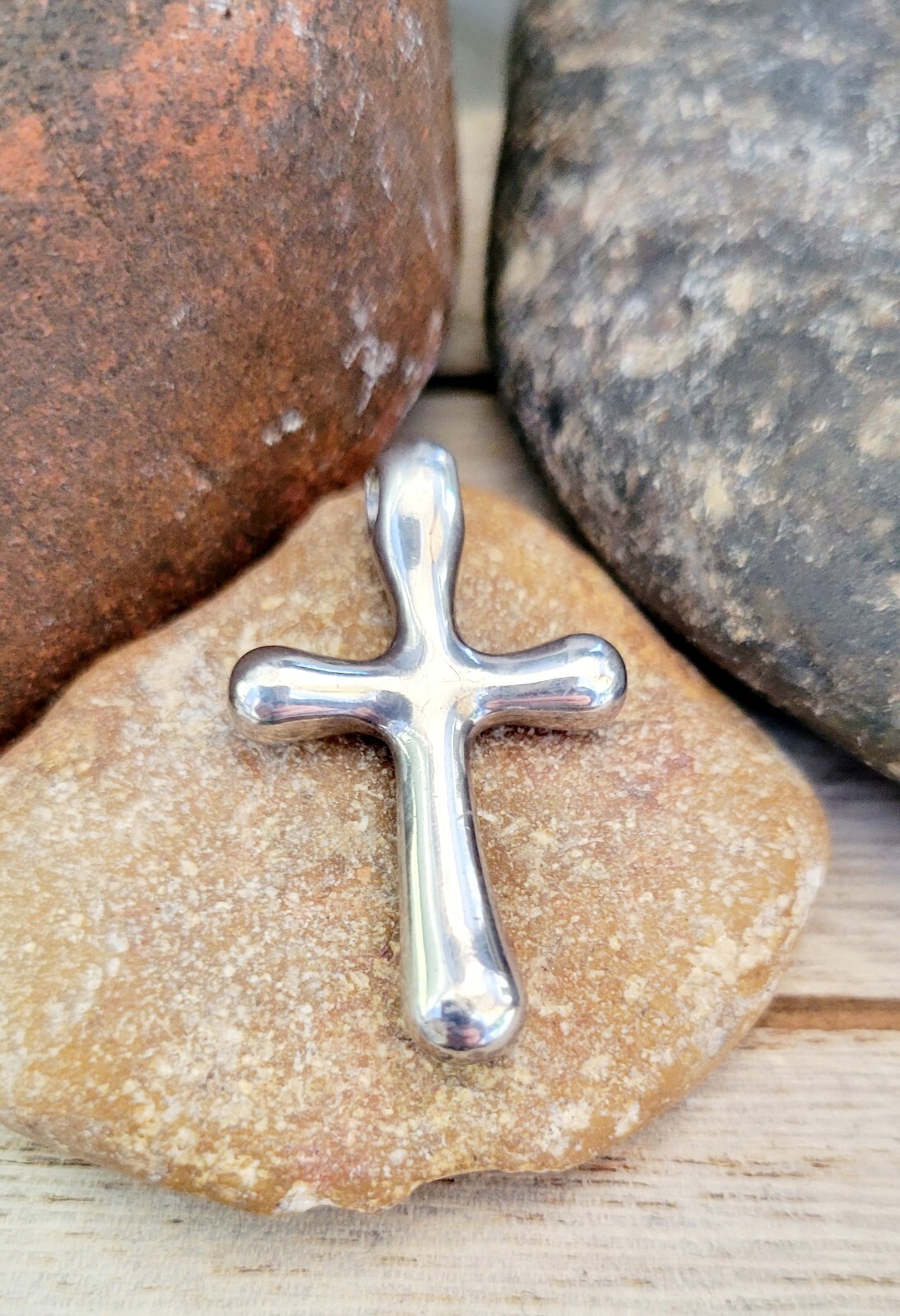 Retired James Avery Wavy Puffed Cross Pendant with In… - Gem