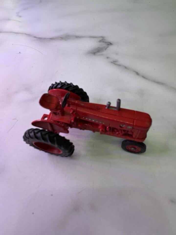 Farmall Utility Toy Tractor, Farmall, CASEIH, 1/16 Scale Custom Model ...